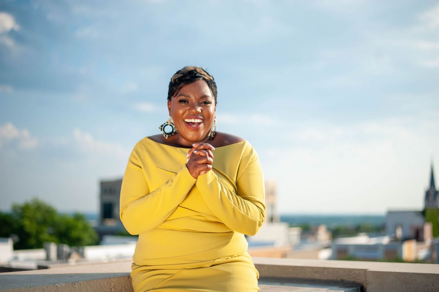 Meet Roshanda Pratt | Storyteller & Live Stream Strategist - SHOUTOUT ...