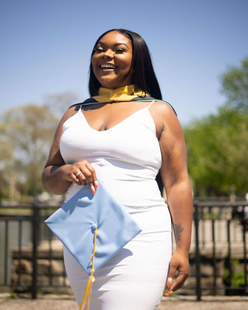 Meet Raven Holmes | Therapist, and Travel Agent - SHOUTOUT ATLANTA